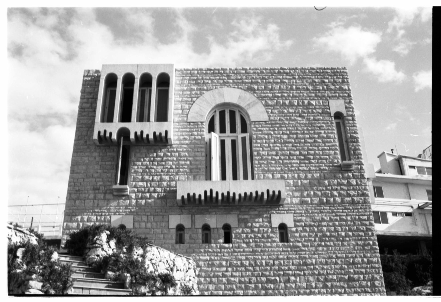 Gallery: Buildings by Iraqi architect Rifat Chadirji - Round City